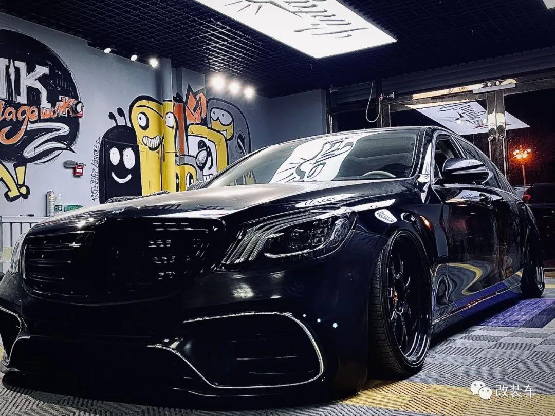 爱上姿态的奔驰W222，这颜值让全新S级来了都得叫爸爸 - 知乎