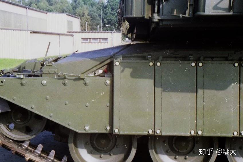 英女皇的重甲武士“挑战者”主战坦克 - 知乎