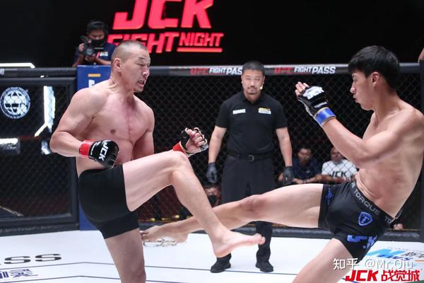 JCK战觉城2022赛季第15战“重启征途”为粉丝奉上了一场非常热血的比赛 - 知乎