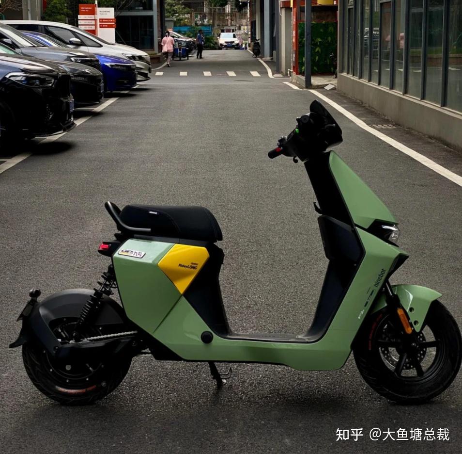 九号电动F2z 110体验怎么样？对比F90M升级有多大？一文看懂细节 - 知乎