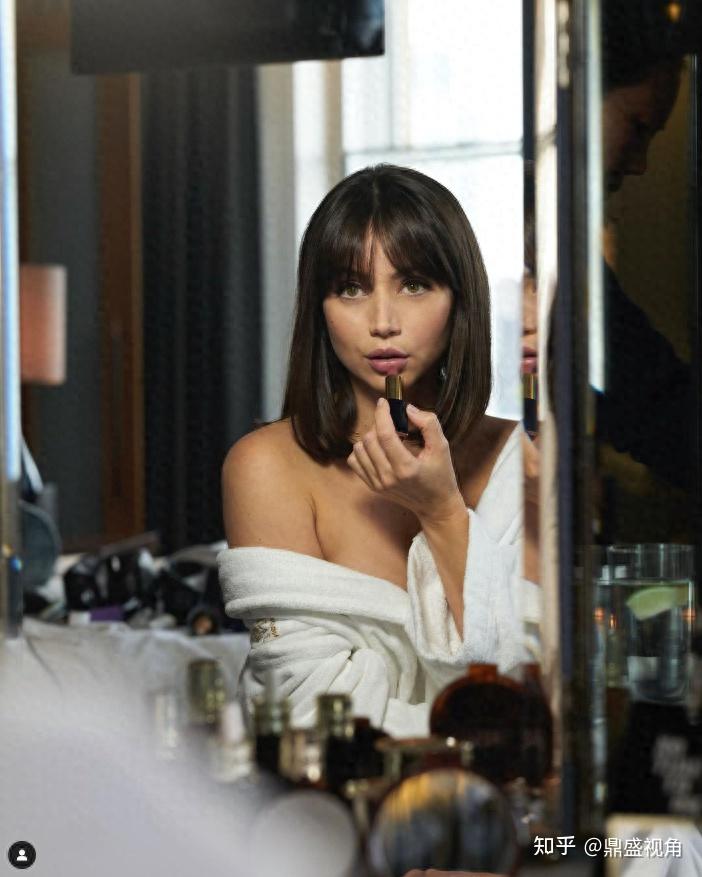 安娜·德·阿玛斯(Ana De Armas)来自古巴裔的西班牙完美容颜 - 知乎