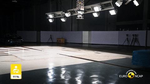 E-NCAP 这一撞，让我们「看清」了 ET7 的真面目 - 知乎