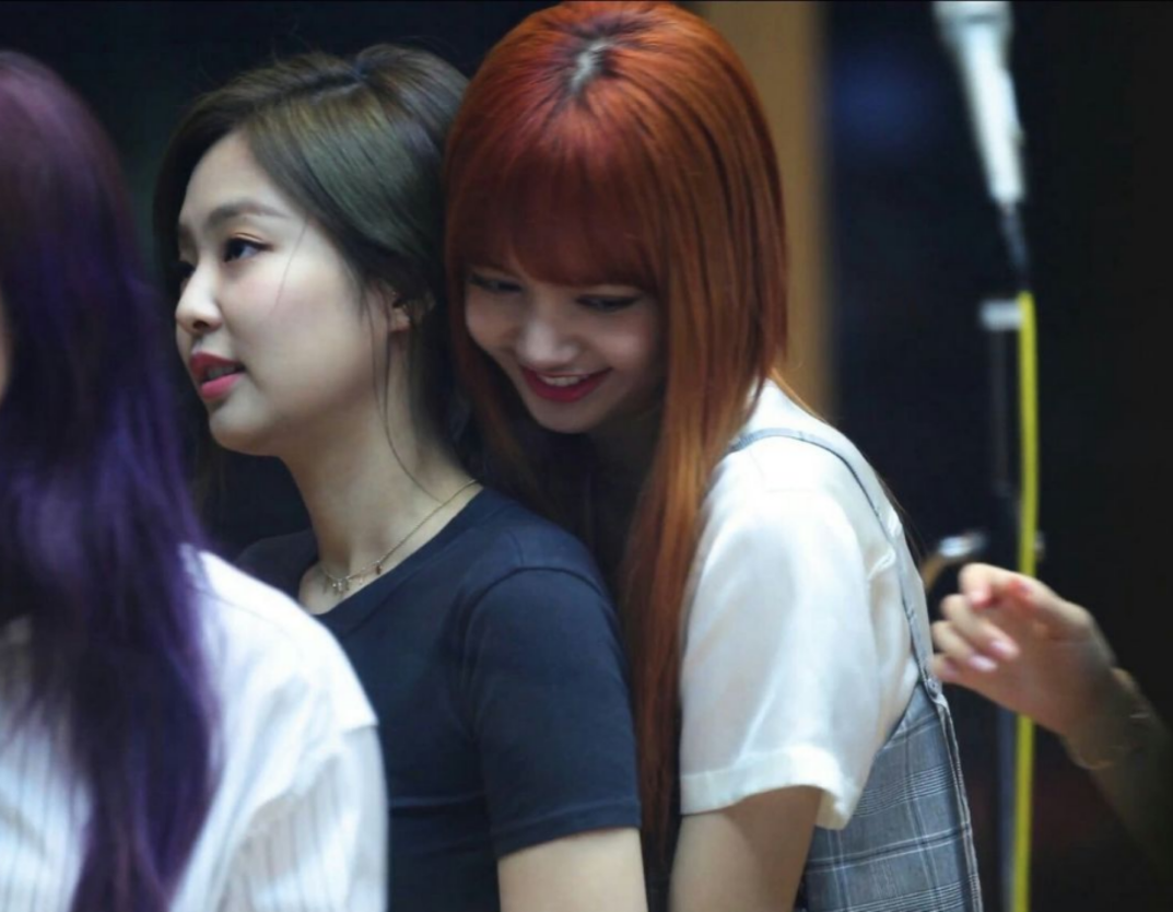 她是YG首个出道的外国人，四代女团舞蹈天才BLACKPINK小甜豆Lisa - 知乎