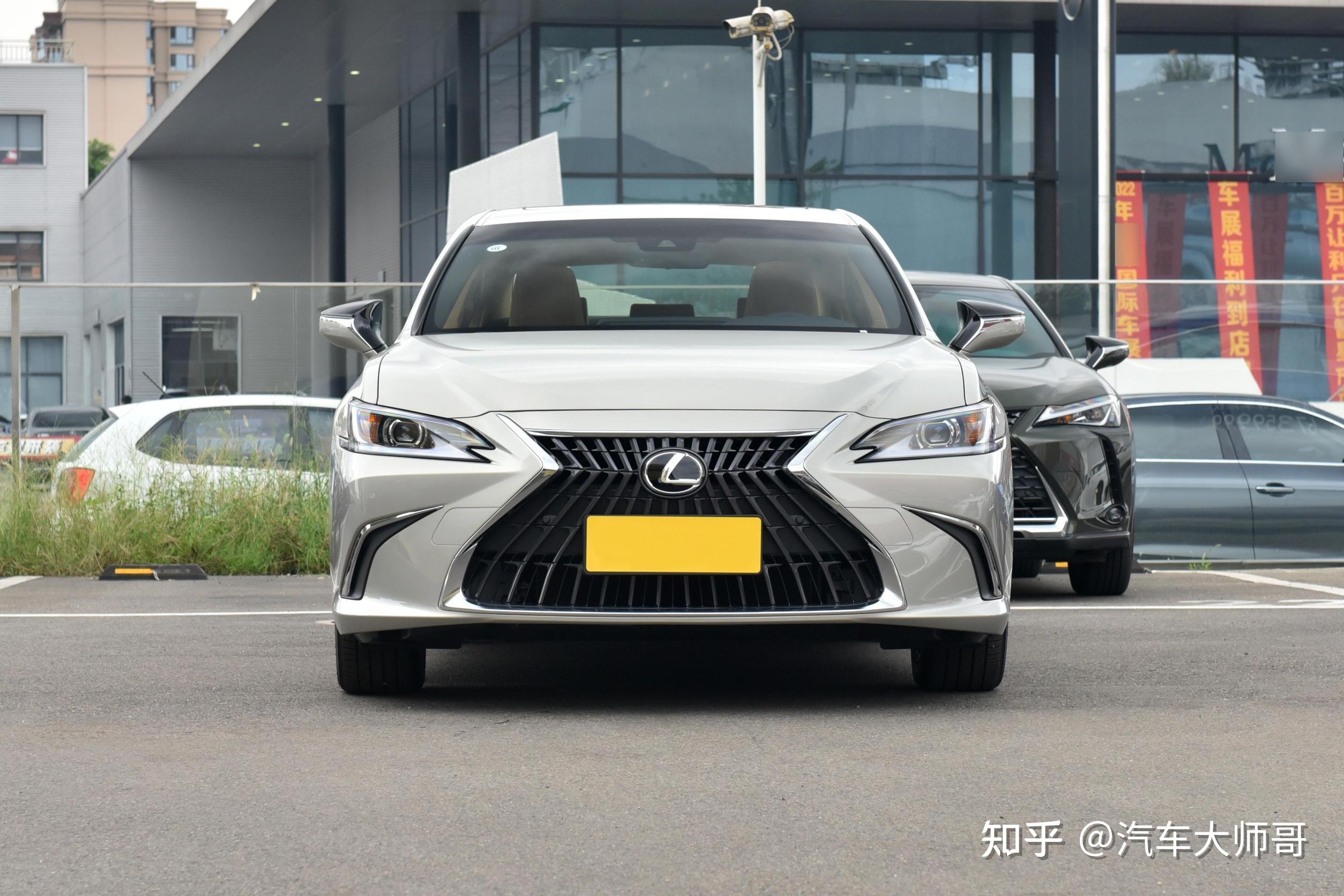 跌至23万多的雷克萨斯ES200，值不值得购买？ - 知乎