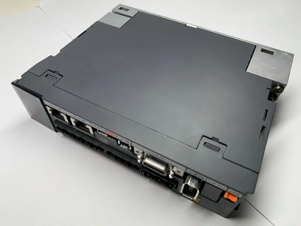 传说中的 MR-J5 实物一瞥 - 知乎