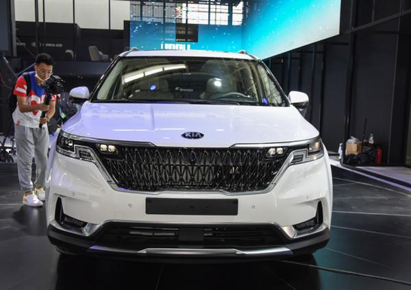 起亚最新款MPV即将上市，搭2.2T柴油发动机，造型霸气不输别克GL8 - 知乎