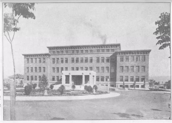 南京的民国建筑（1912-1949）有空去看看~~ - 知乎