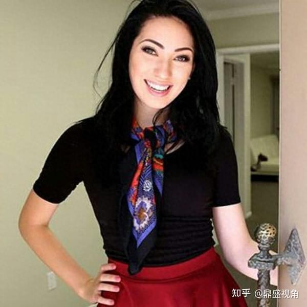 阿丽亚·亚历山大(Aria Alexander)业界广受好评的顶级双馨女演员 - 知乎