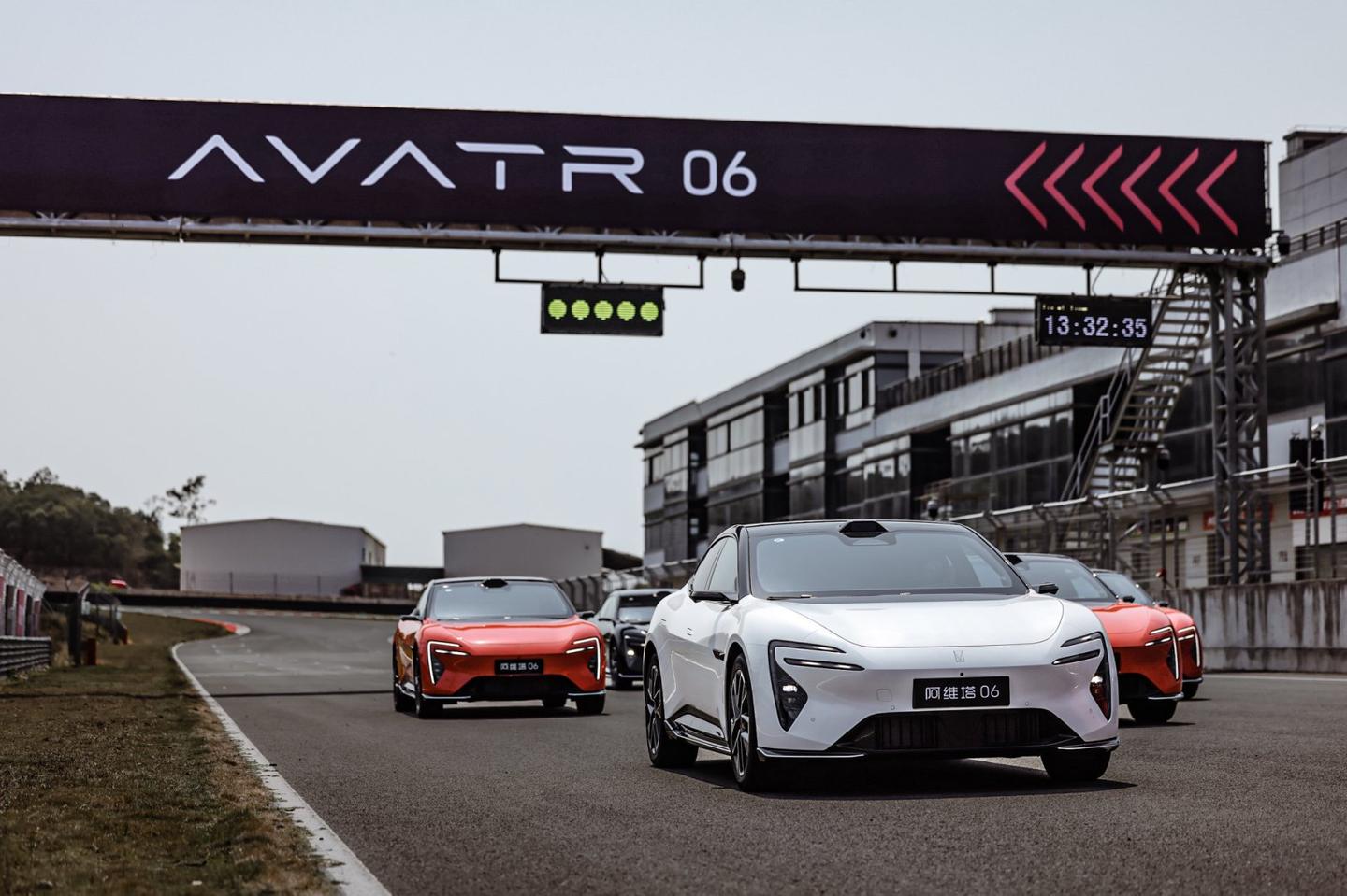 极限续航榜TOP10：阿维塔06第一，理想i8第五，YU7垫底 - 知乎