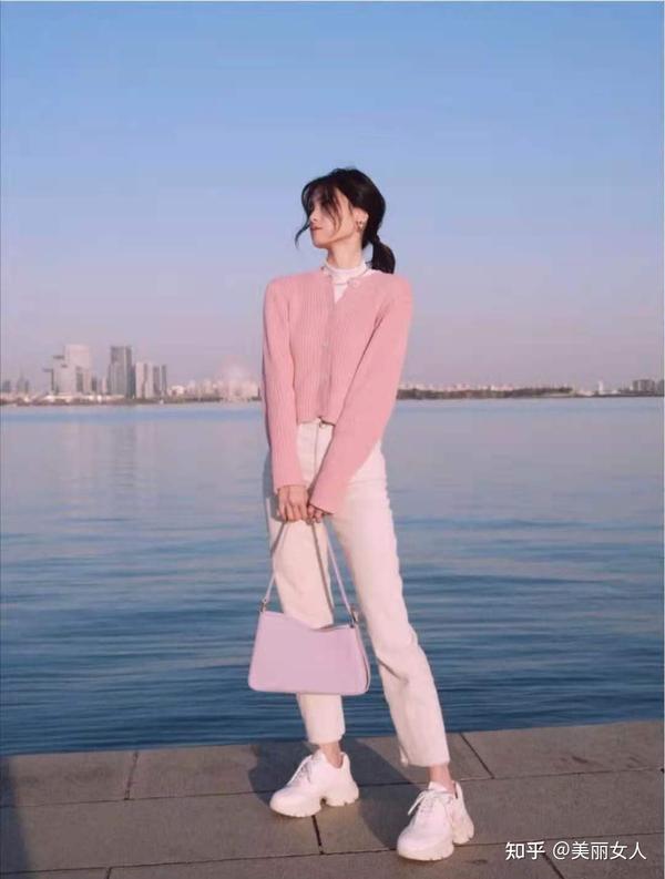 老爹鞋搭配什么裤子好看 知乎