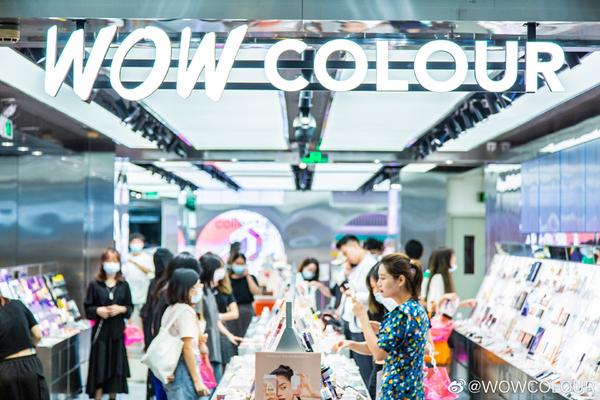 WOW COLOUR完成上亿美元融资，线下门店却缩水近半 - 知乎