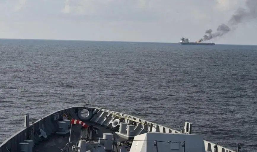 突发！MSC和马士基同日遇袭！红海再度陷入混乱！ - 知乎