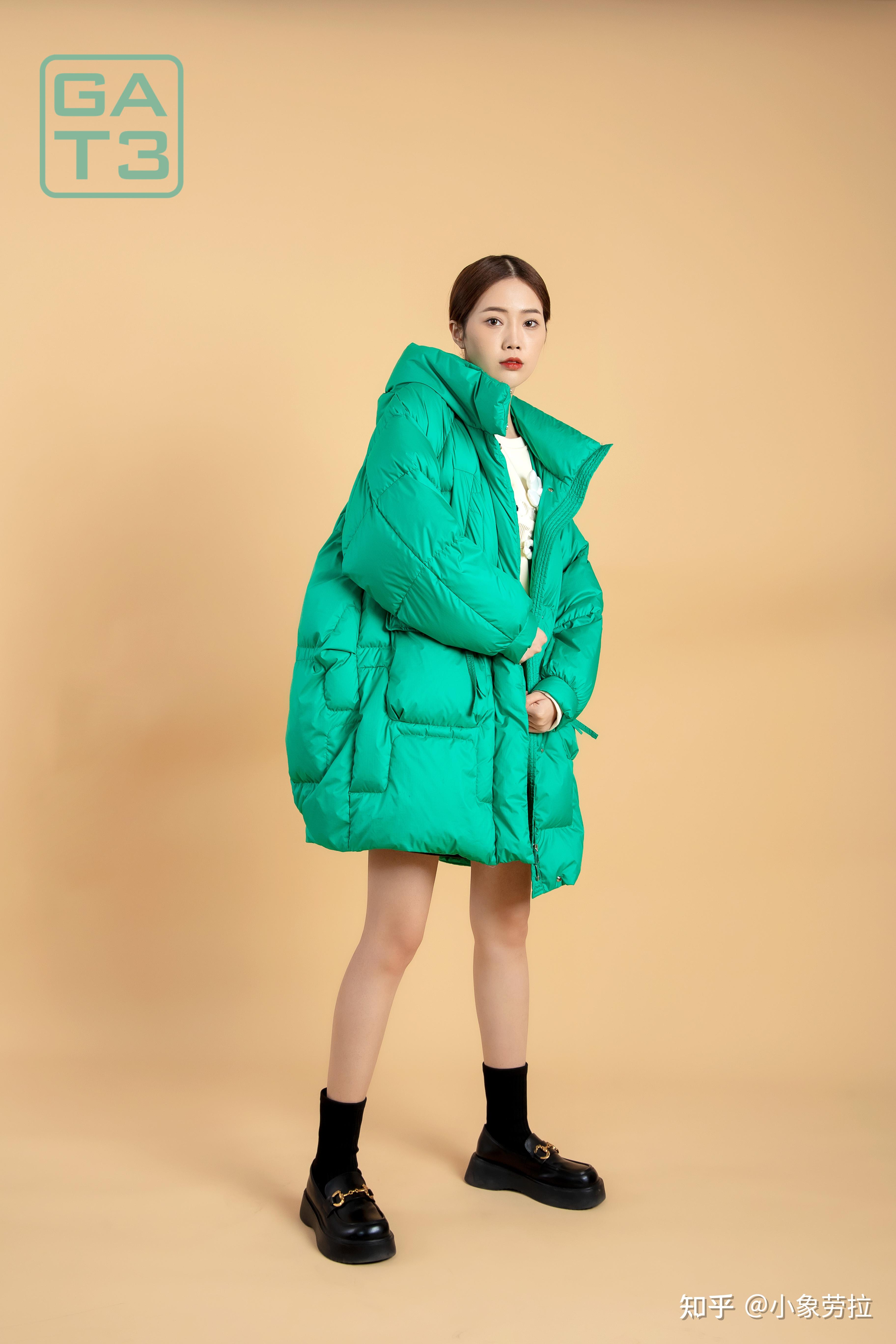 GAT3服饰 | 跟随各路明星的步伐，唤醒阳光般的温暖冬日 - 知乎
