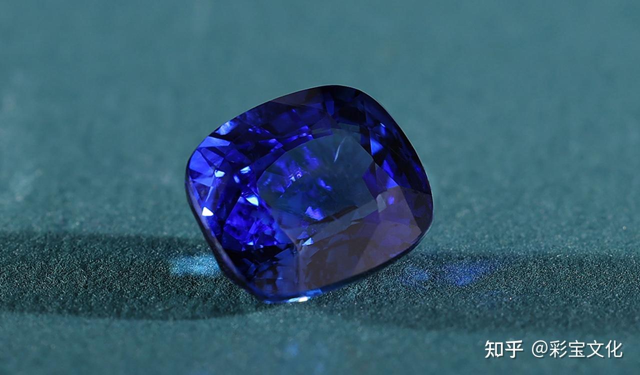 皇家蓝 幽蓝深邃的贵族色彩 知乎 4684