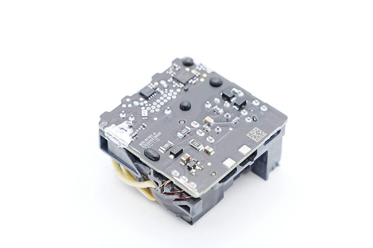 拆解报告：苹果iPhone 14原装20W快充充电器A2244 - 知乎