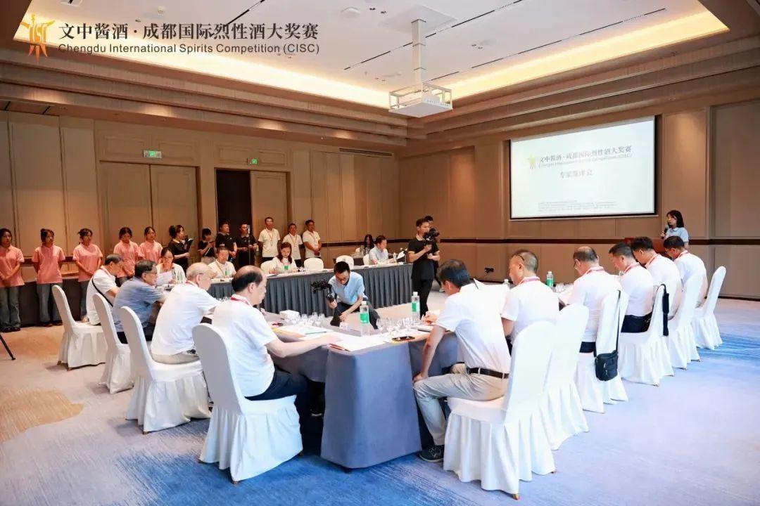 屡创佳绩!石荣霄酒在2023成都国际烈性酒大奖赛斩获金奖 知乎