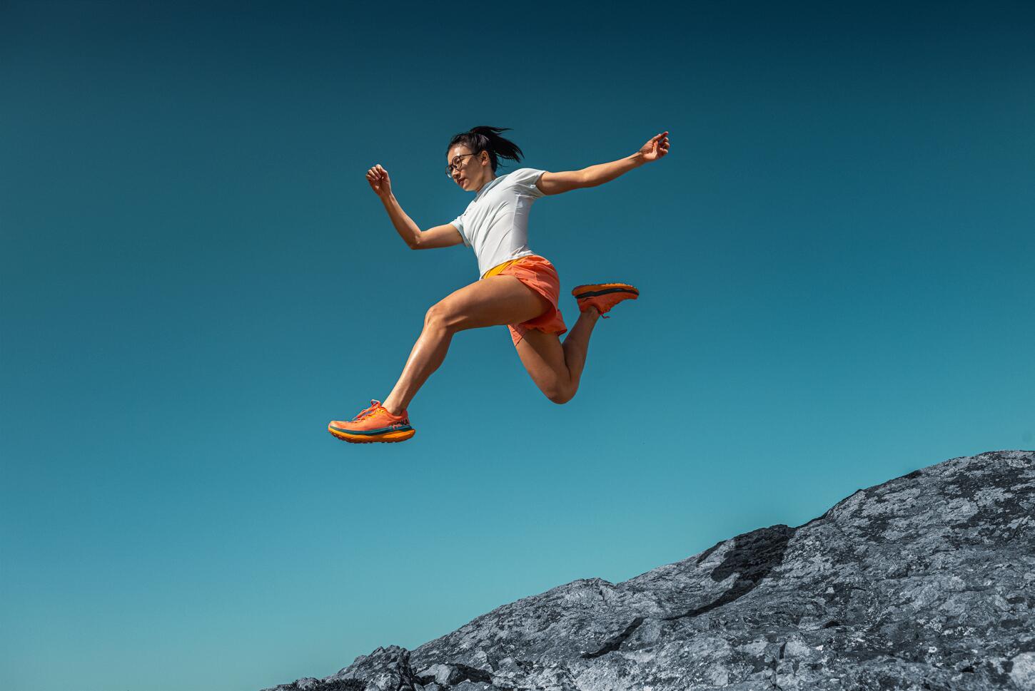 独家专访｜HOKA创办13年后首次重写slogan， 希望告诉人们什么？ - 知乎