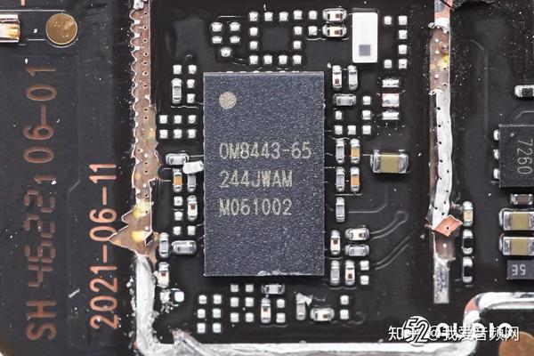 小天才儿童电话手表Q1A拆解，1.3英寸高清彩色屏，200万像素摄像头 - 知乎