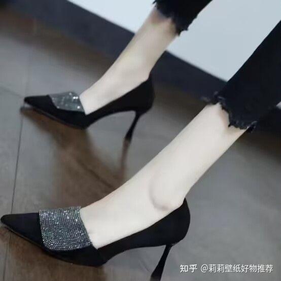 女性挚爱,尖头红底水钻高跟鞋 知乎