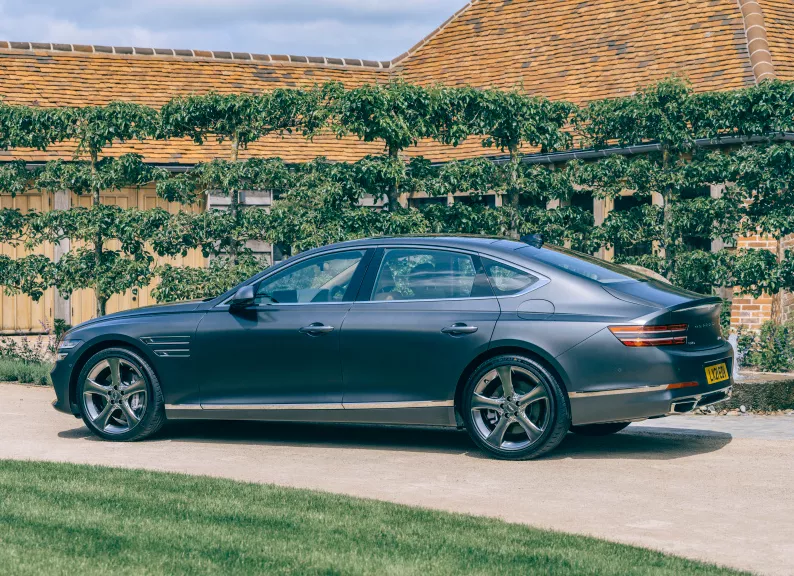 不知名的优等生，捷尼赛思值得买吗？ - 知乎