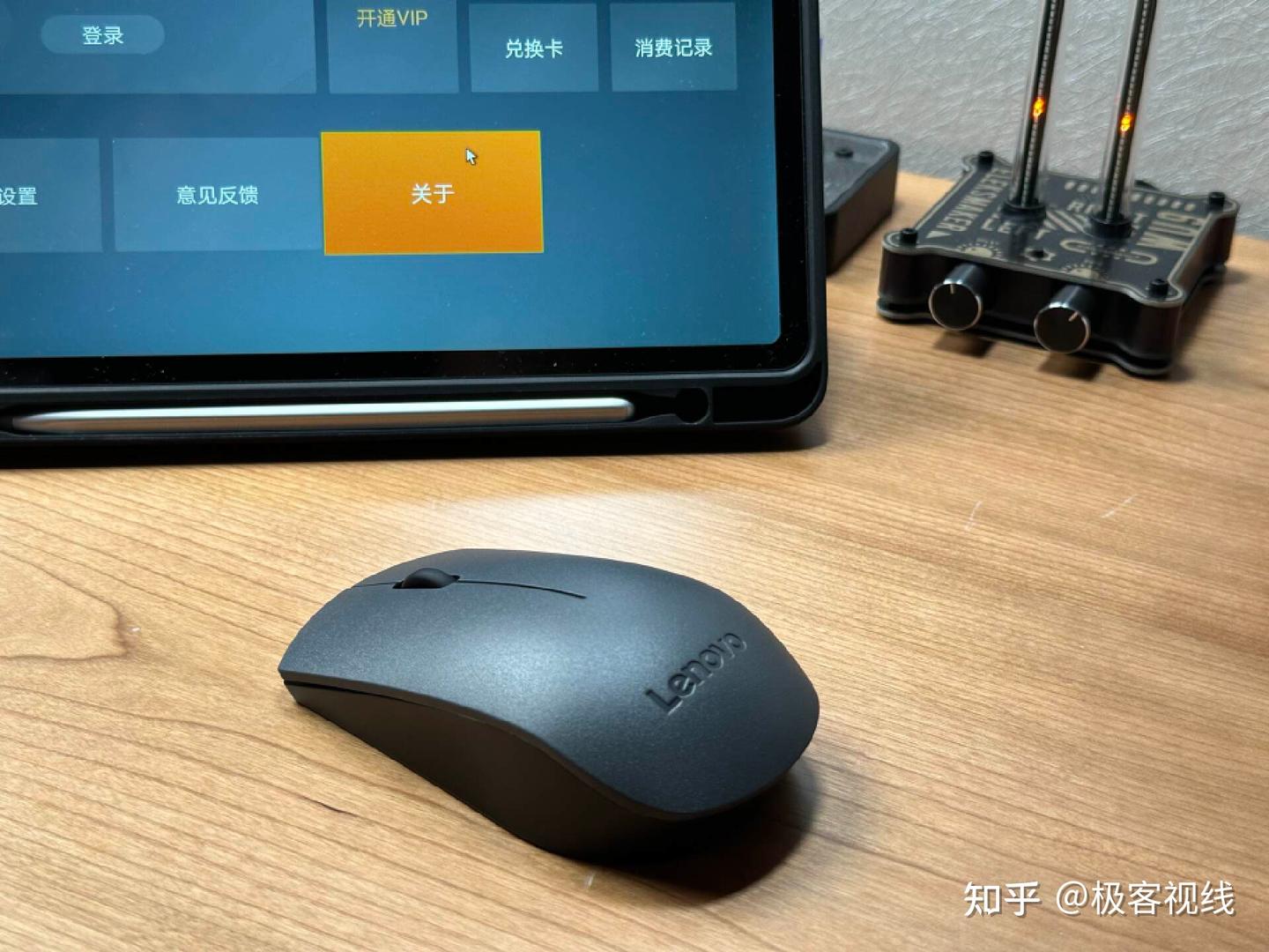 双模切换更便捷、电量可见更安心 — 联想N810双模鼠标 - 知乎