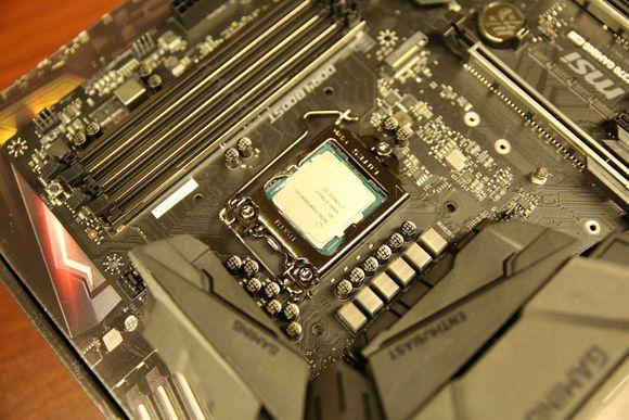 八代民用旗舰，intel I7-8700K简单评测 - 知乎