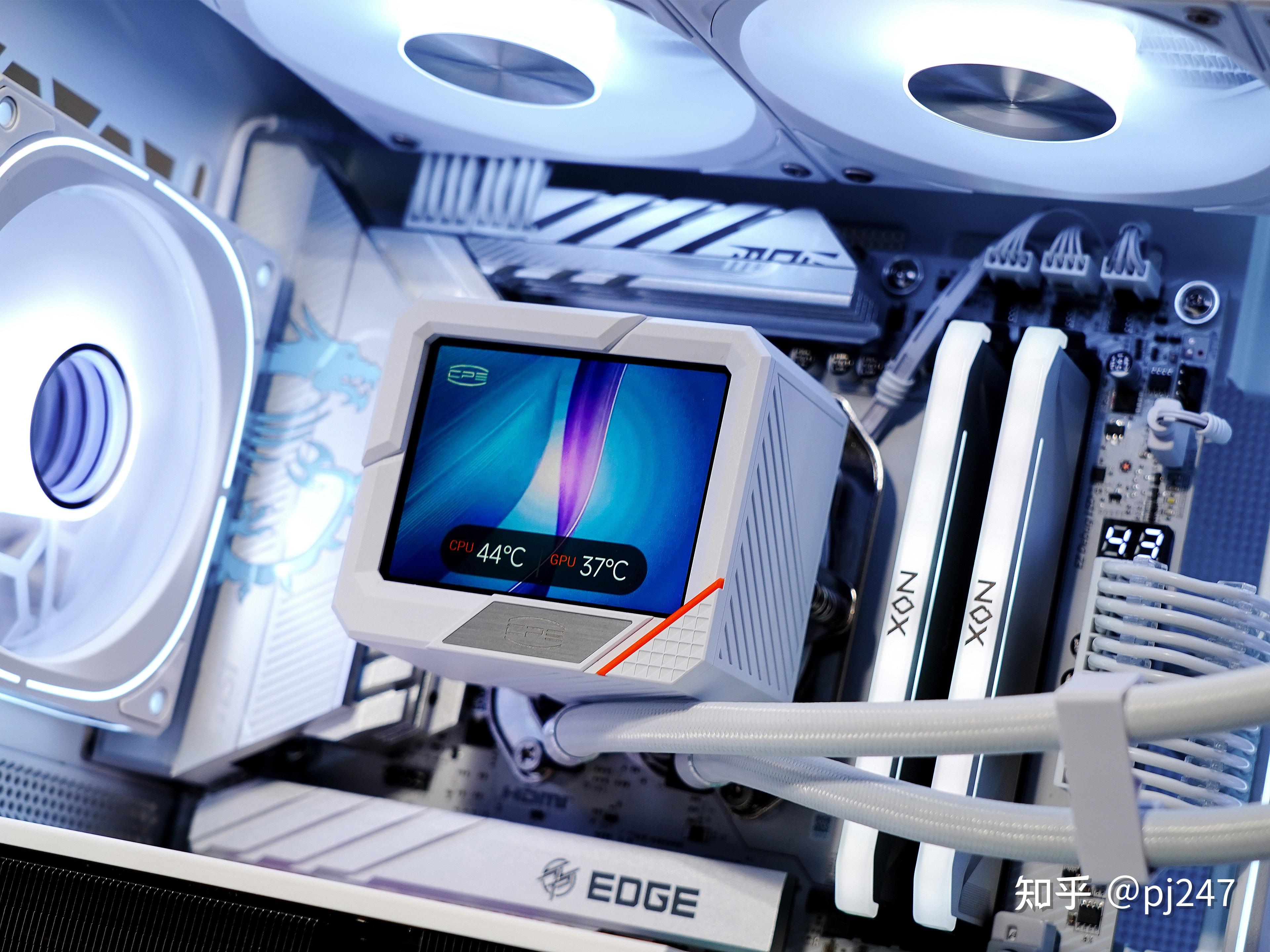 好大！水冷屏幕可以放视频，超频三北境GT360散热器使用分享 - 知乎