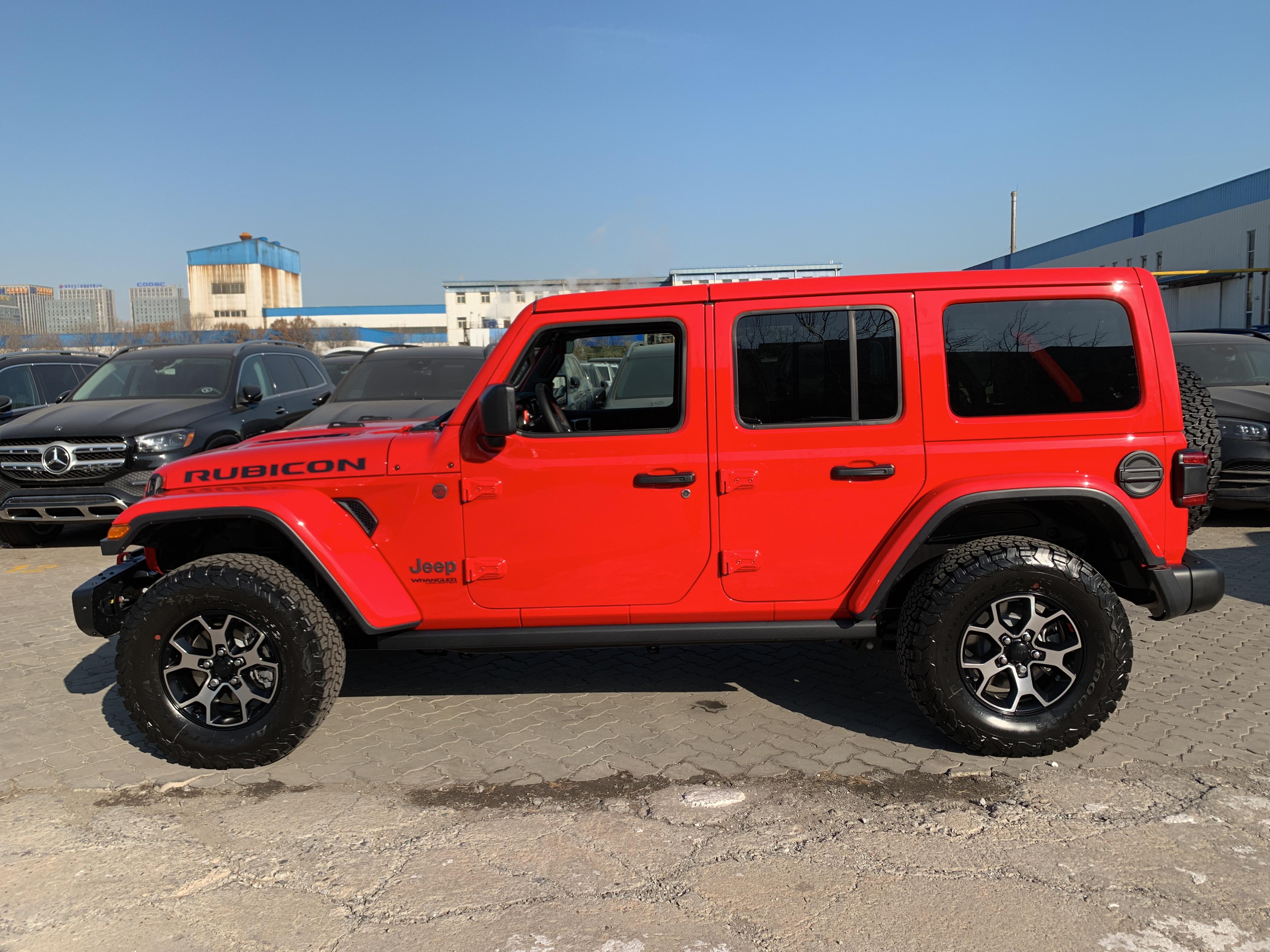 3.【挑战连更30款加版牧马人】21款同色硬顶红色四门卢比肯顶配 - 知乎