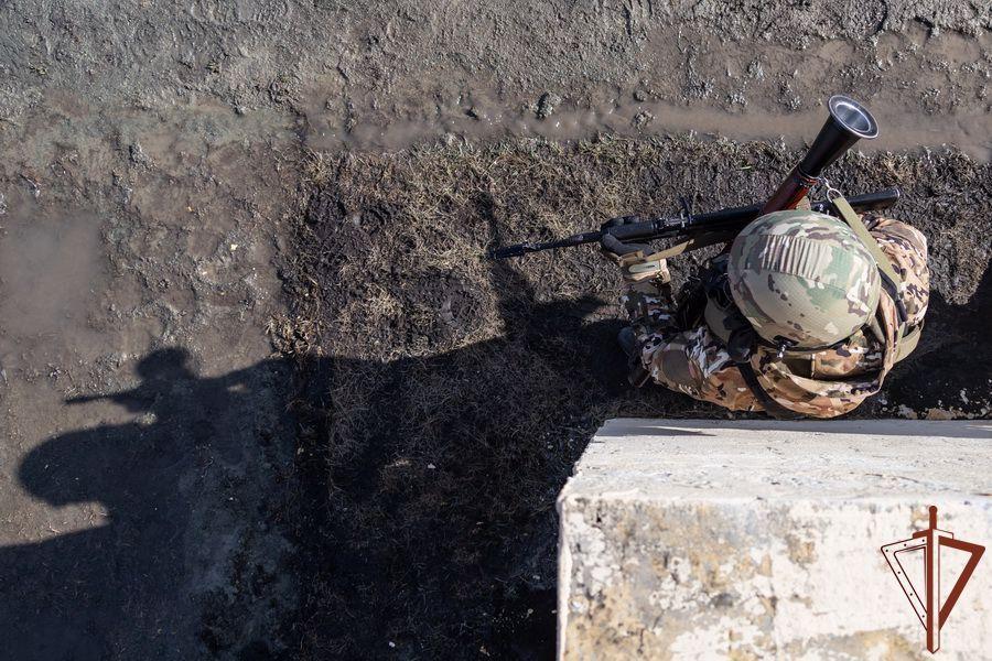 俄联邦国民警卫队的双刃—OMOH与СОБР - 知乎