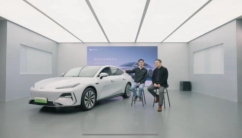 吉利银河E8正式亮相 风阻系数0.199Cd 配45英寸8K大屏+8295芯片 - 知乎