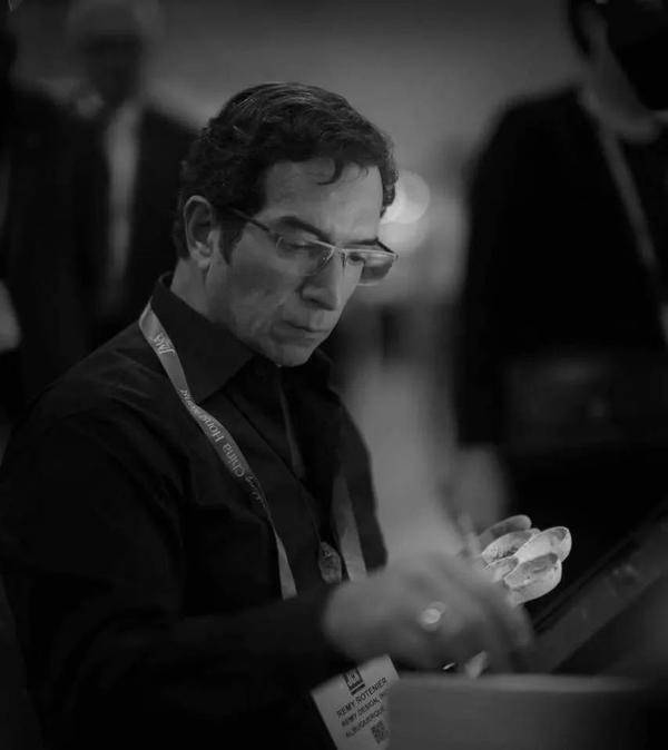 Rémy Rotenier 和他的珠宝设计图 - 知乎