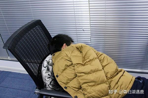 刚吃完饭就躺下的人，久而久之，身体会怎么样？饭后如何养生？ 知乎