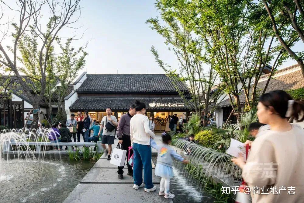 CRR百图斩｜公园里的新天地：上海蟠龙天地 - 知乎