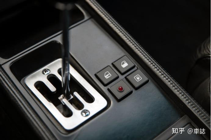 骨骼精奇之蜕变：法拉利348（F119） - 知乎