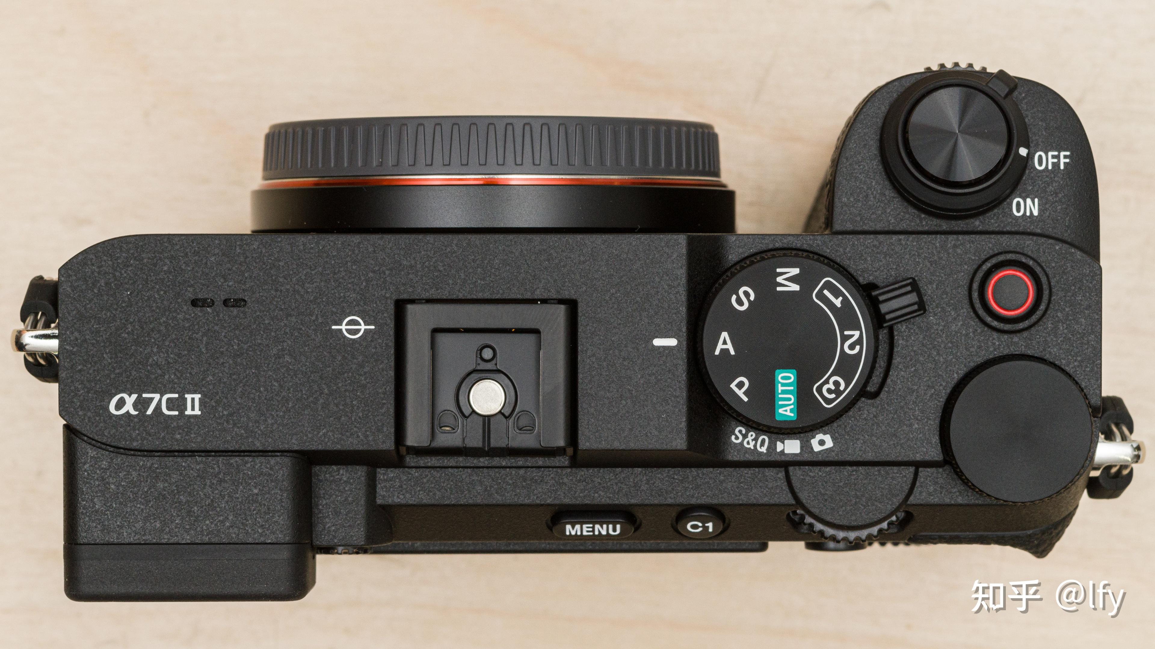 尼康z7ii和索尼A7M4选哪个？