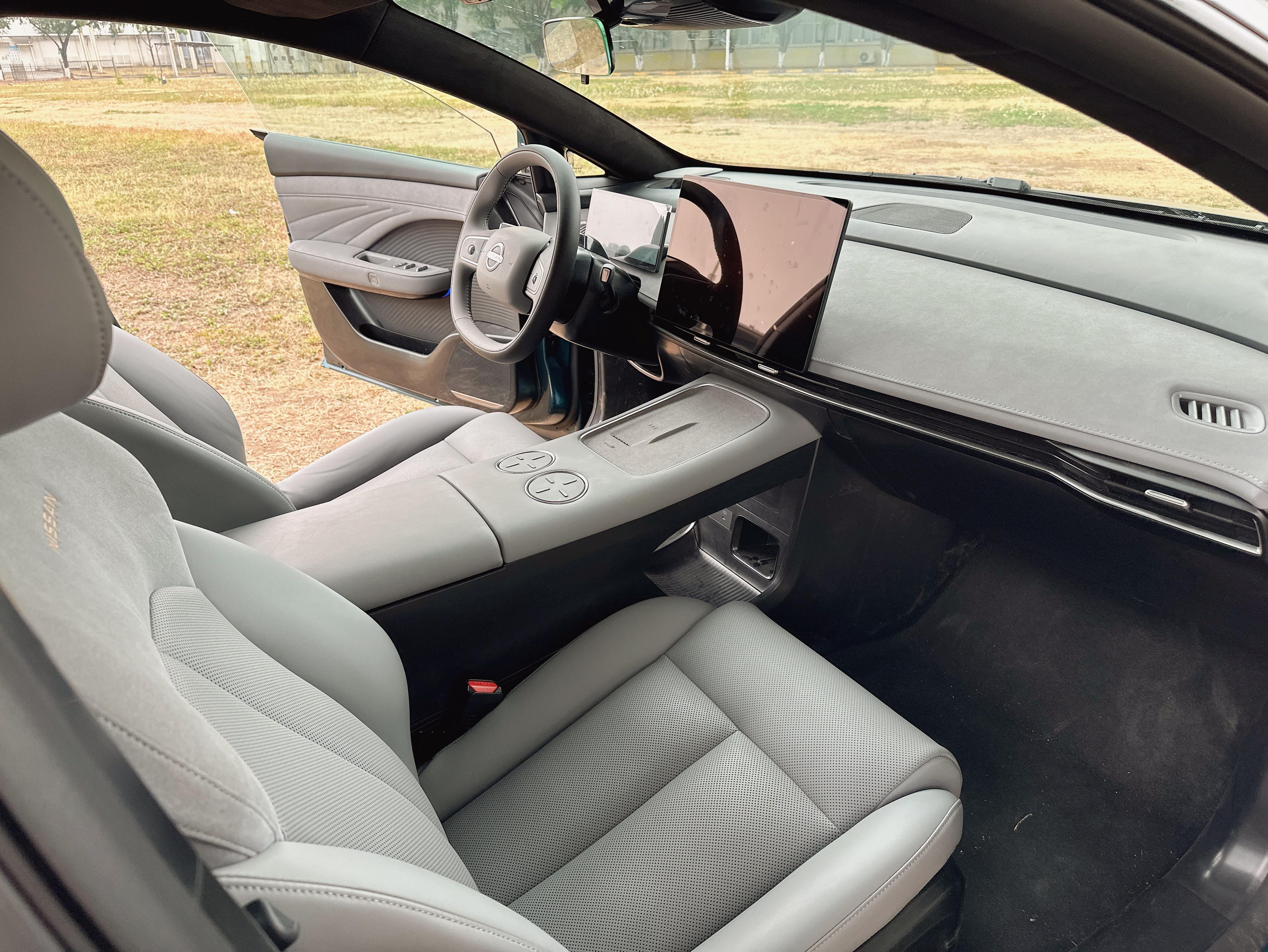 东风日产N7“AI零压云毯座椅”：一场关于“人体工学”的极限挑战 - 知乎