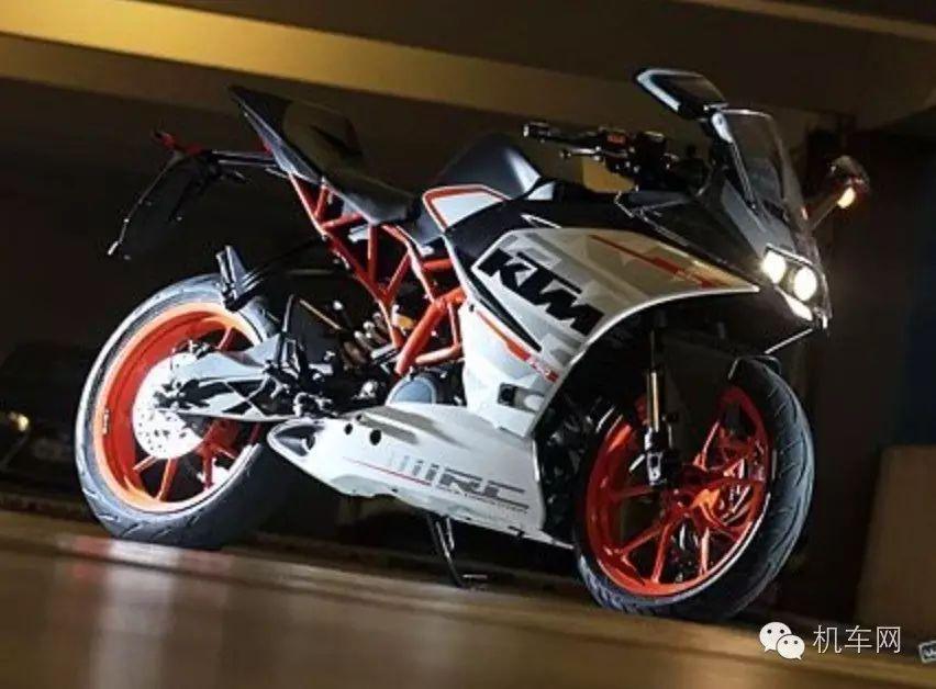 轻型跑车PK，一张图清晰对比RC390、NINJA300、CBR250RR和R3 - 知乎
