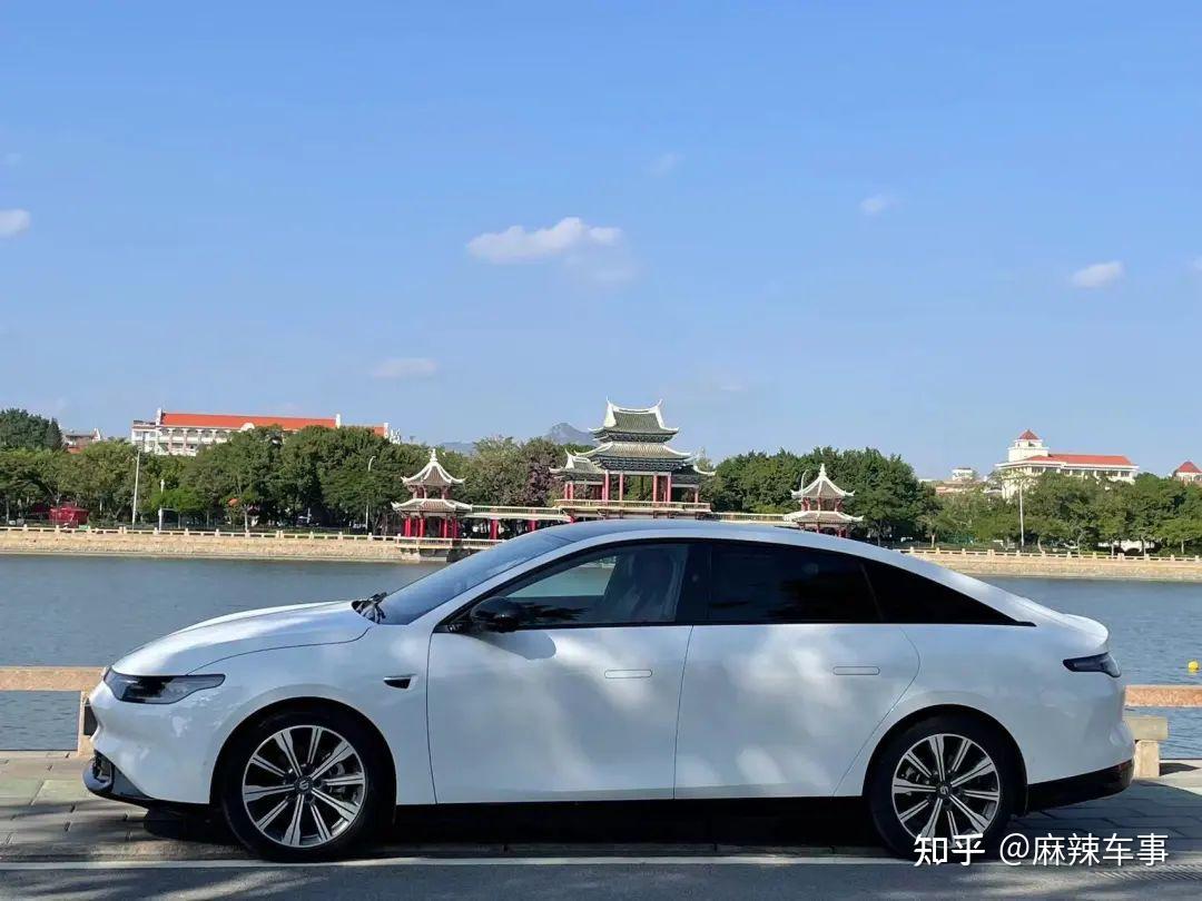 20万价格区间，零跑C01真的是比亚迪汉EV的对手？ - 知乎