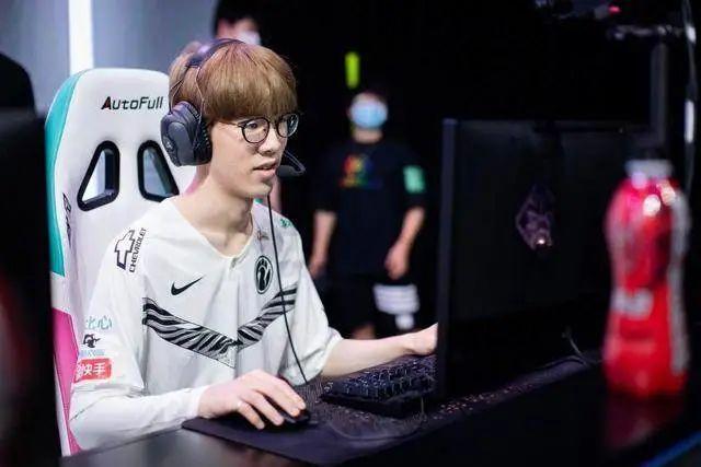 Nuguri状态神勇，还能叫shy弟子吗？水友：“别碰瓷了” - 知乎