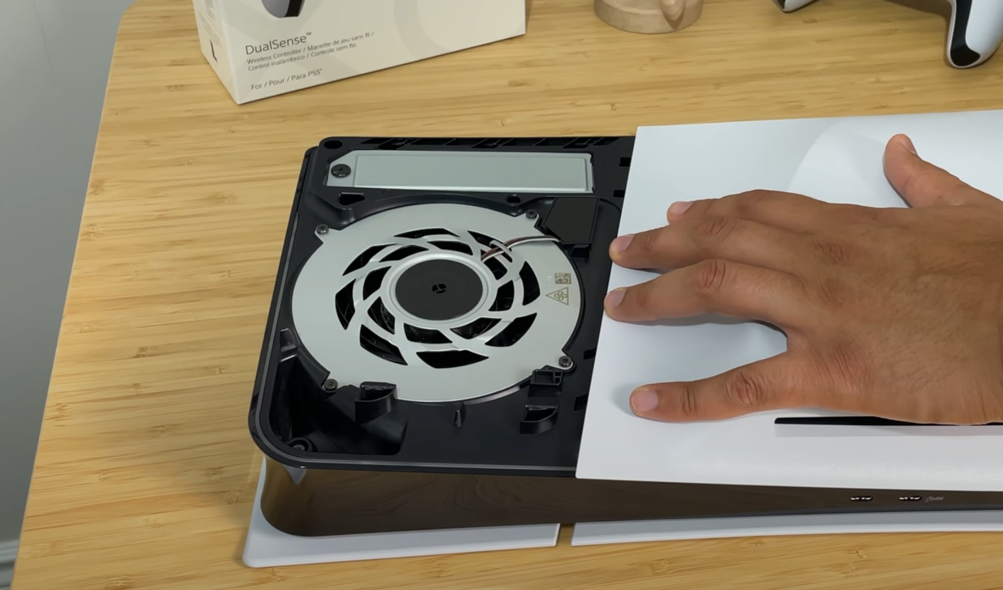 【攻略】PS5 Slim存储不足？固态怎么选？教你快速升级SSD，释放更多游戏空间！ - 知乎