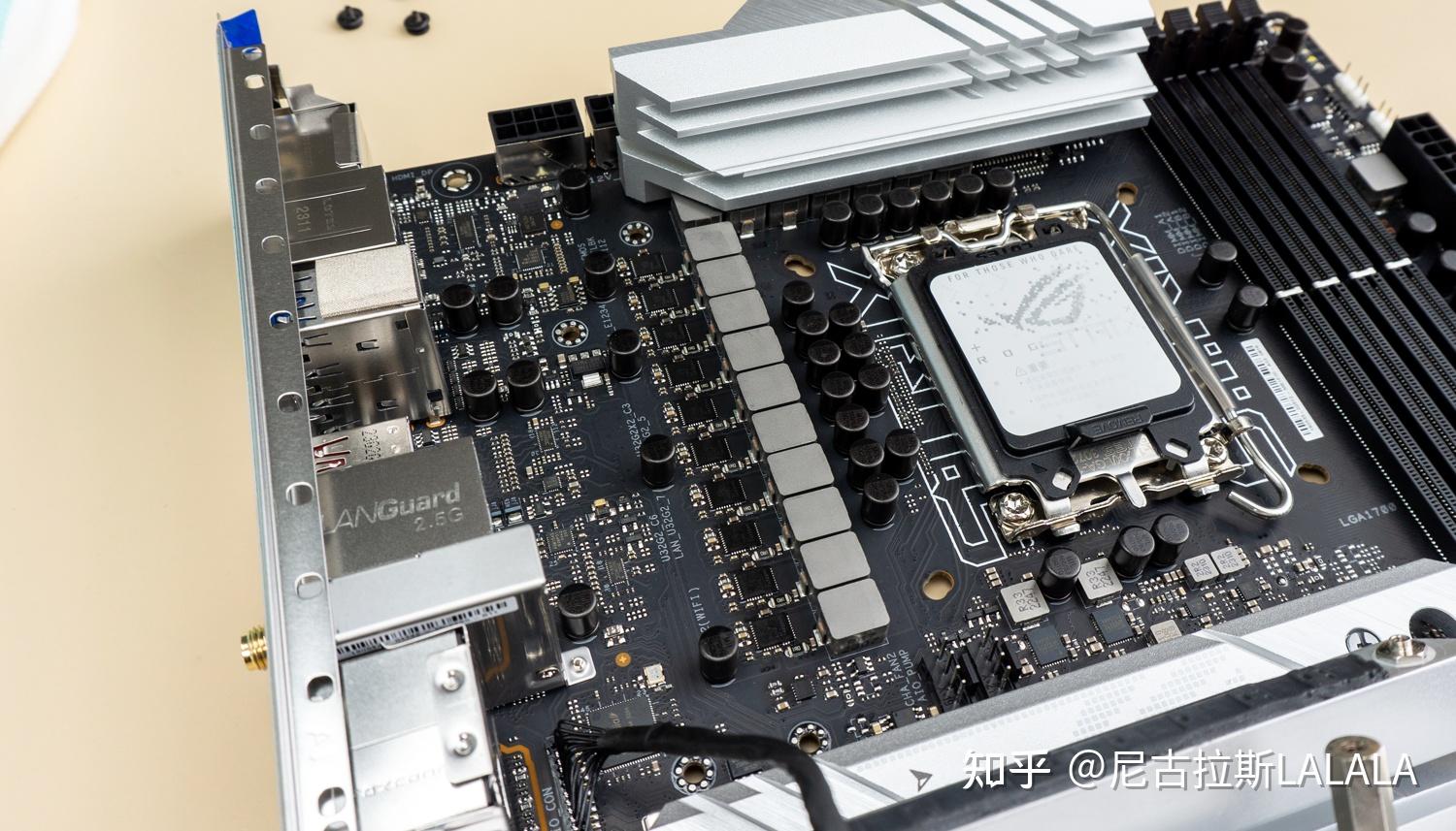 宏碁掠夺者Hermes冰刃内存好用吗？参数是频率6800MHz，时序CL32 - 知乎