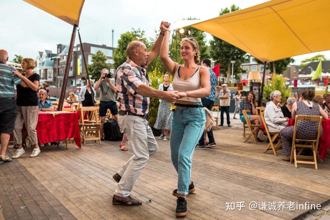 有代际更有青银，共融·共居·共学，年轻人与老年人可以这样“玩”嗨？！ - 知乎