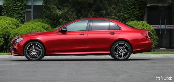 改款E260运动版上市，42.58万买进口奔驰，发动机排量你猜多大？ - 知乎