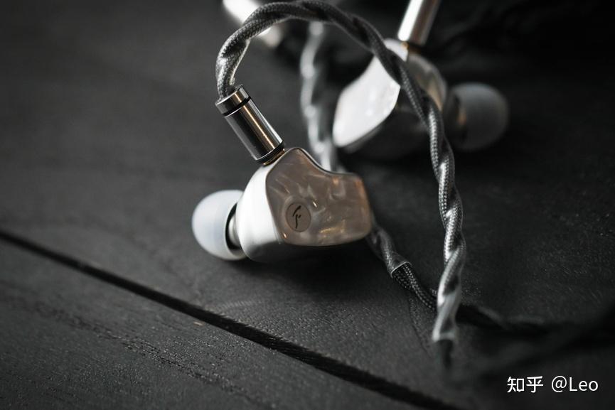 我们来浅谈一下新起之秀Fono的第一款产品蝴蝶圈ref01 - 知乎