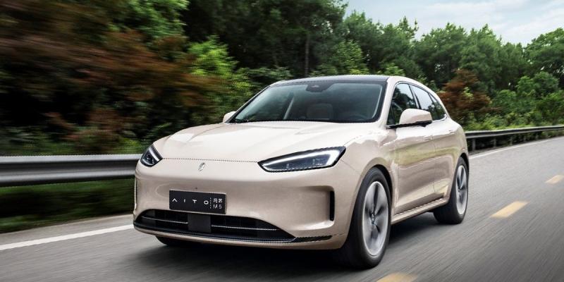 三个月连续交付破万 AITO问界10月交付12,018辆 - 知乎