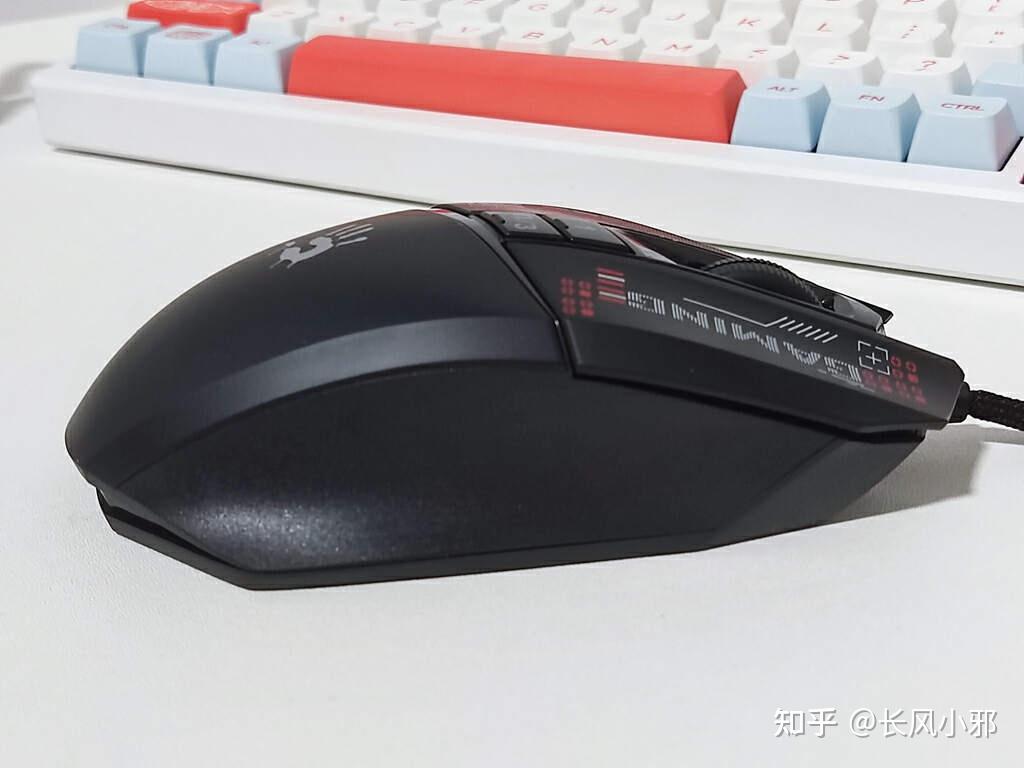 免驱调教、更轻更顺手——血手幽灵V8M Max Mini RGB游戏鼠标体验 - 知乎