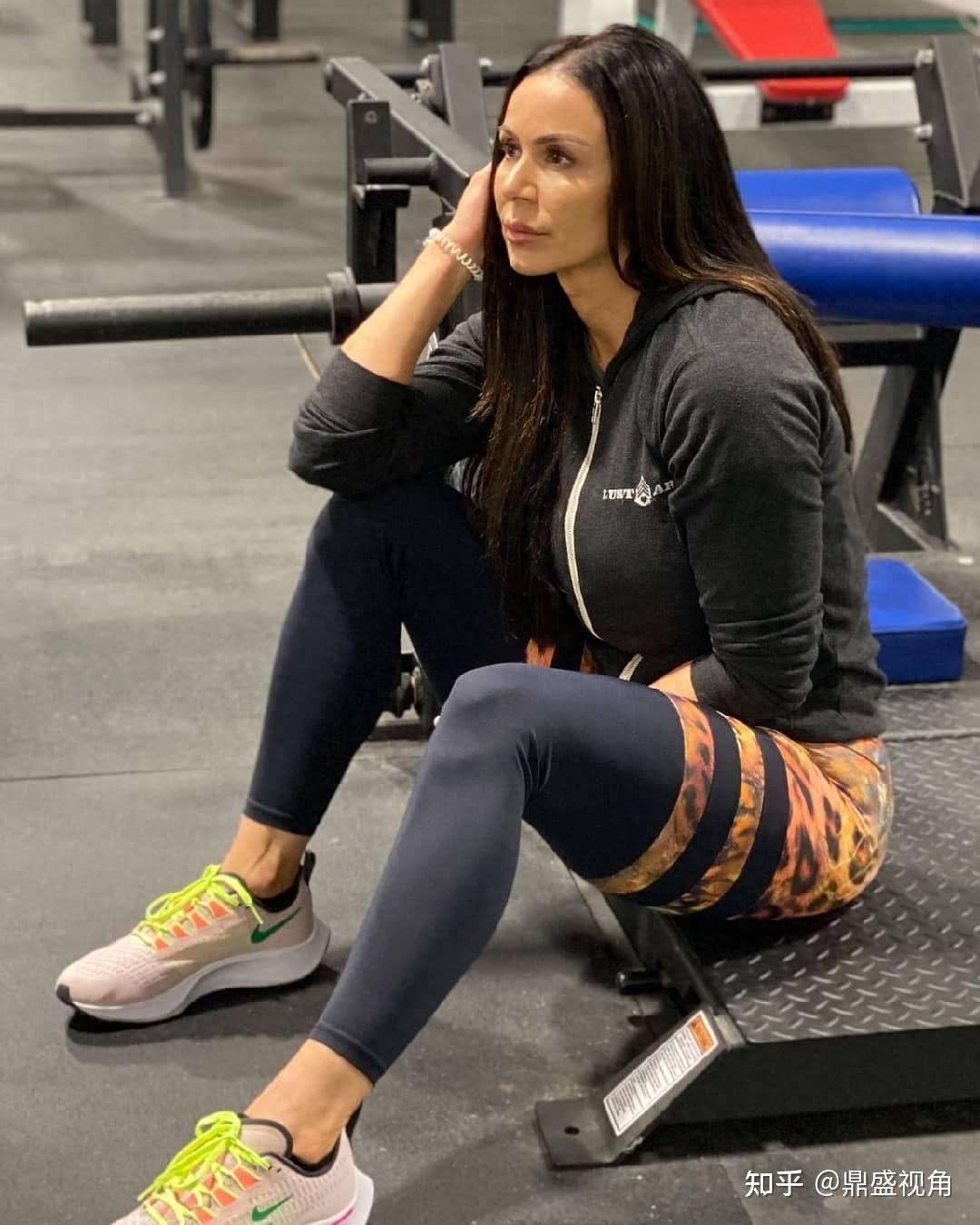 肯德拉·鲁斯特 (Kendra Lust)以其独特的风格而闻名业界（多图） - 知乎