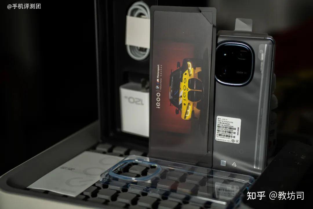 iQOO12详细评测，4K价位最佳8G3游戏手机？ - 知乎