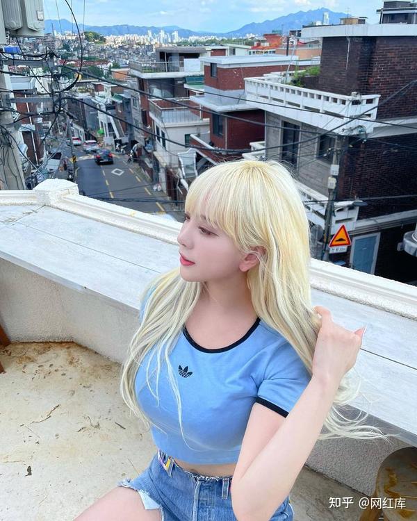 70万粉丝见证！Queen Dami 不仅颜值高，舞技也一流！ - 知乎