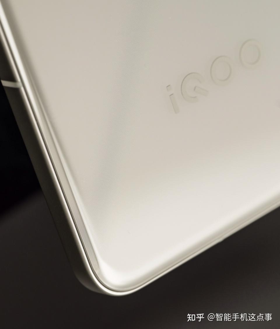 iQOO 2025年产品矩阵曝光：Z系列领衔，Neo在后，配置也都很清晰！ - 知乎